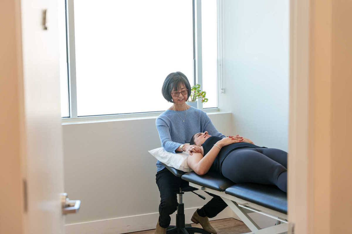 Expert Physiotherapy Services in Surrey, BC - Integra Physio